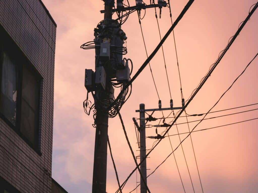 Wat gebeurt er bij kortsluiting in huis - Maasspijkgroep